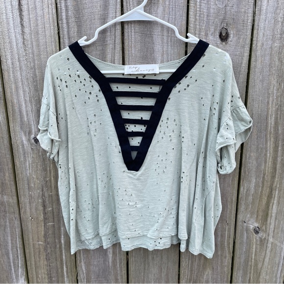 Vintage Havana | Tops | Vintage Havana Distressed Crop Top | Poshmark